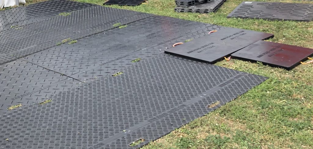 Premium Road Mats – Ground Protection Mats - Road Mode